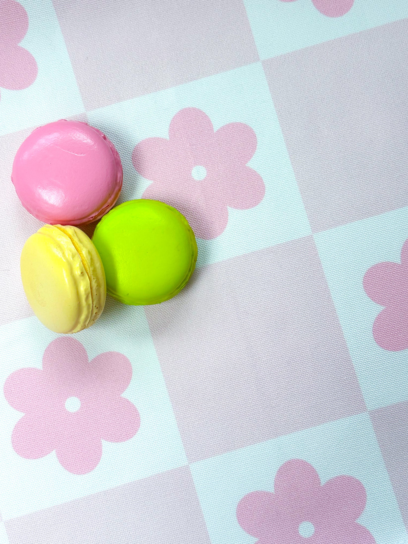 ‘Daisy Dreams’ pink daisy checkered tea towel | pastel kitchen towel ...